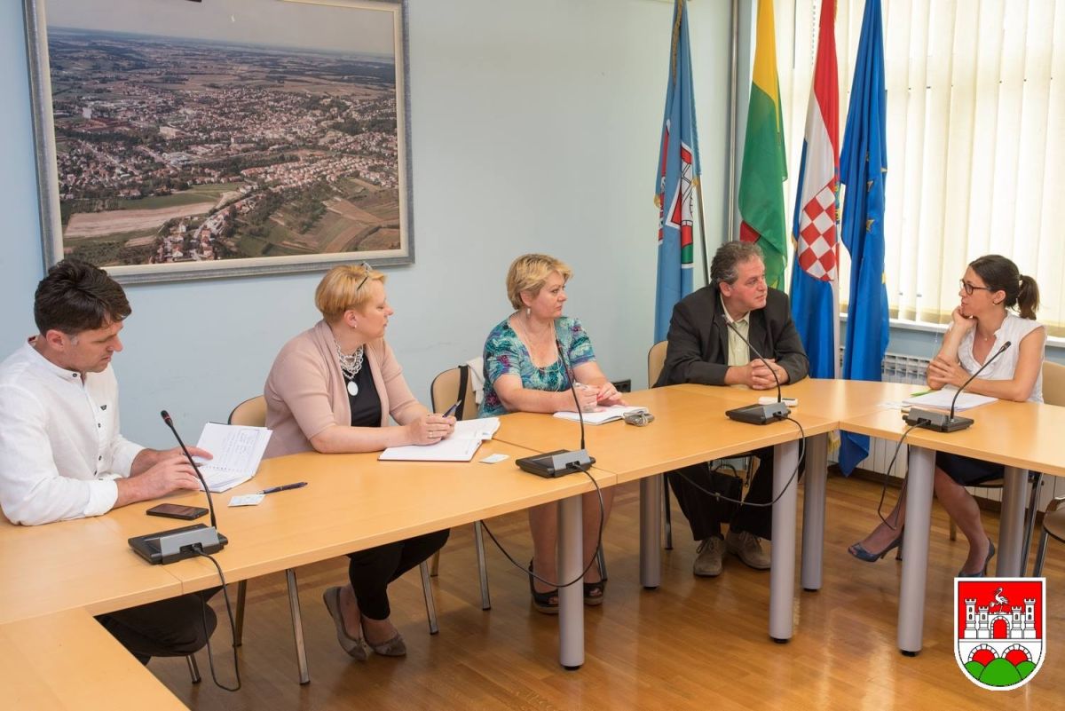 20451601_1898813387048460_552367378473140560_o - Grad Daruvar